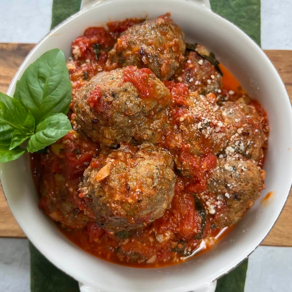 How Long Do Meatballs Take to Cook on Stove: Quick & Perfect Guide