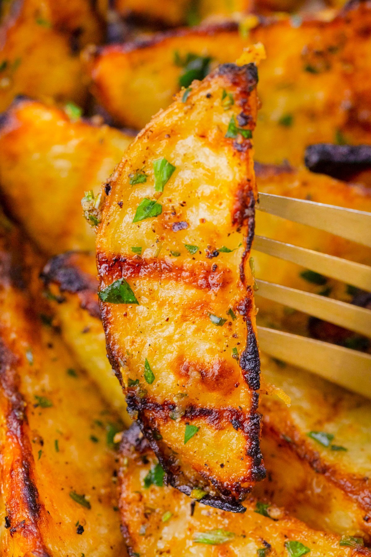 How to Bake a Potato on a Gas Grill: Easy, Perfect Results