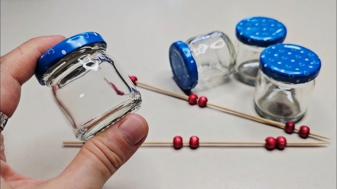 How to Make a Homemade Projector With a Glass Cup: Easy DIY Guide