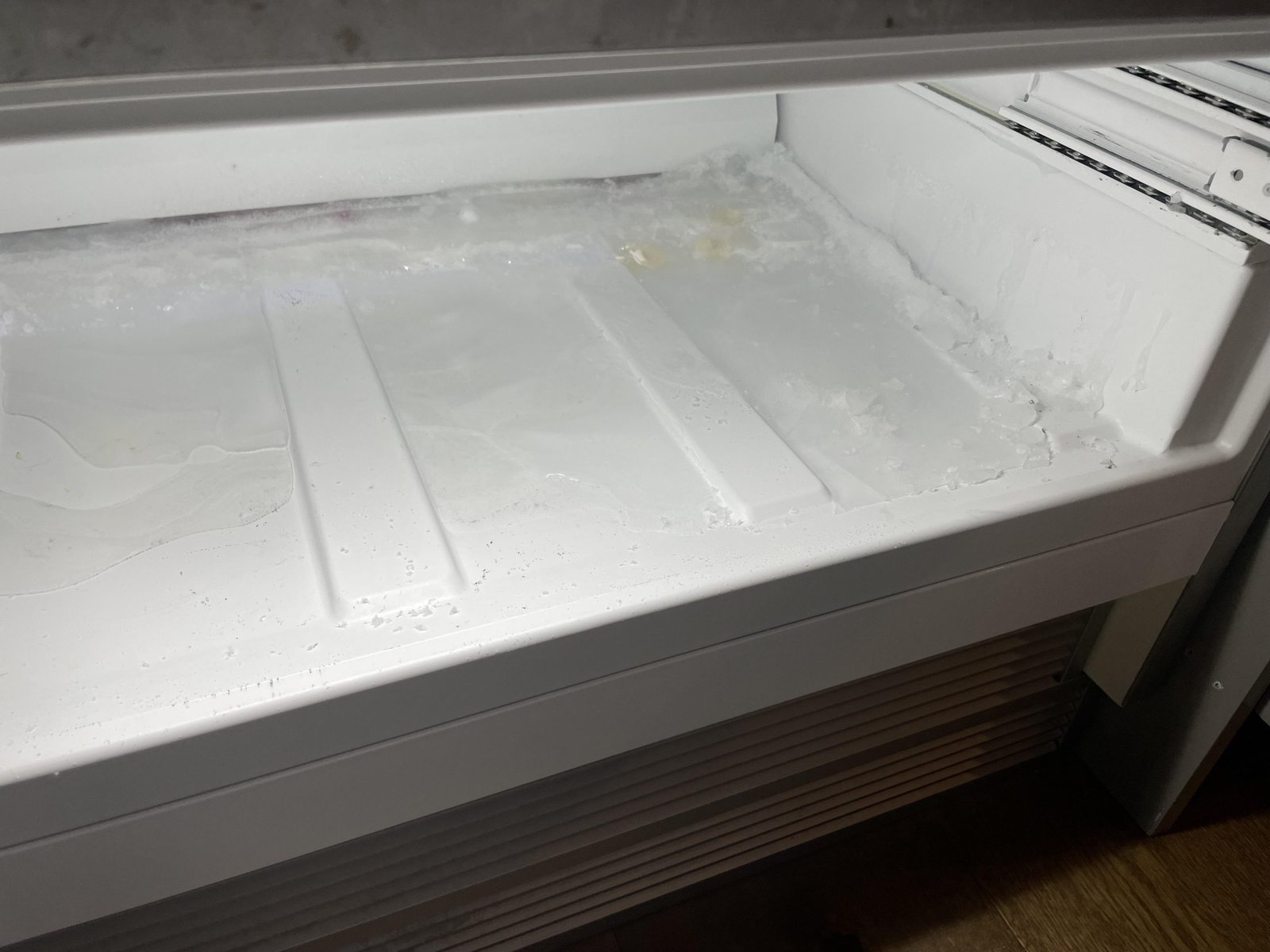 Why Does Freezer Build Up Ice: Top Causes & Easy Fixes